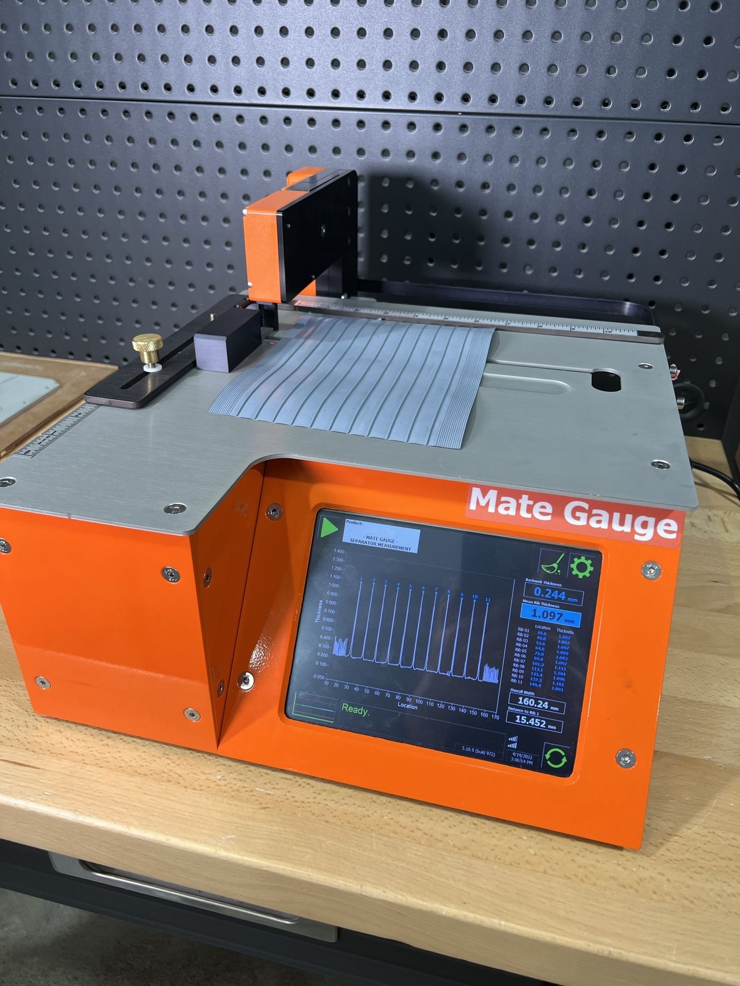 Lead Battery Thickness Measurement | Mate Gauge